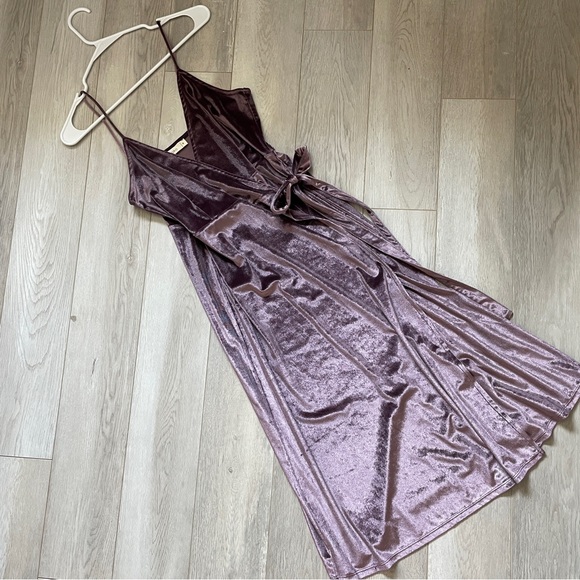 Rokoko By Dazz | Dresses | Rokoko Velvet Wrap Midi Dress Purple Medium ...